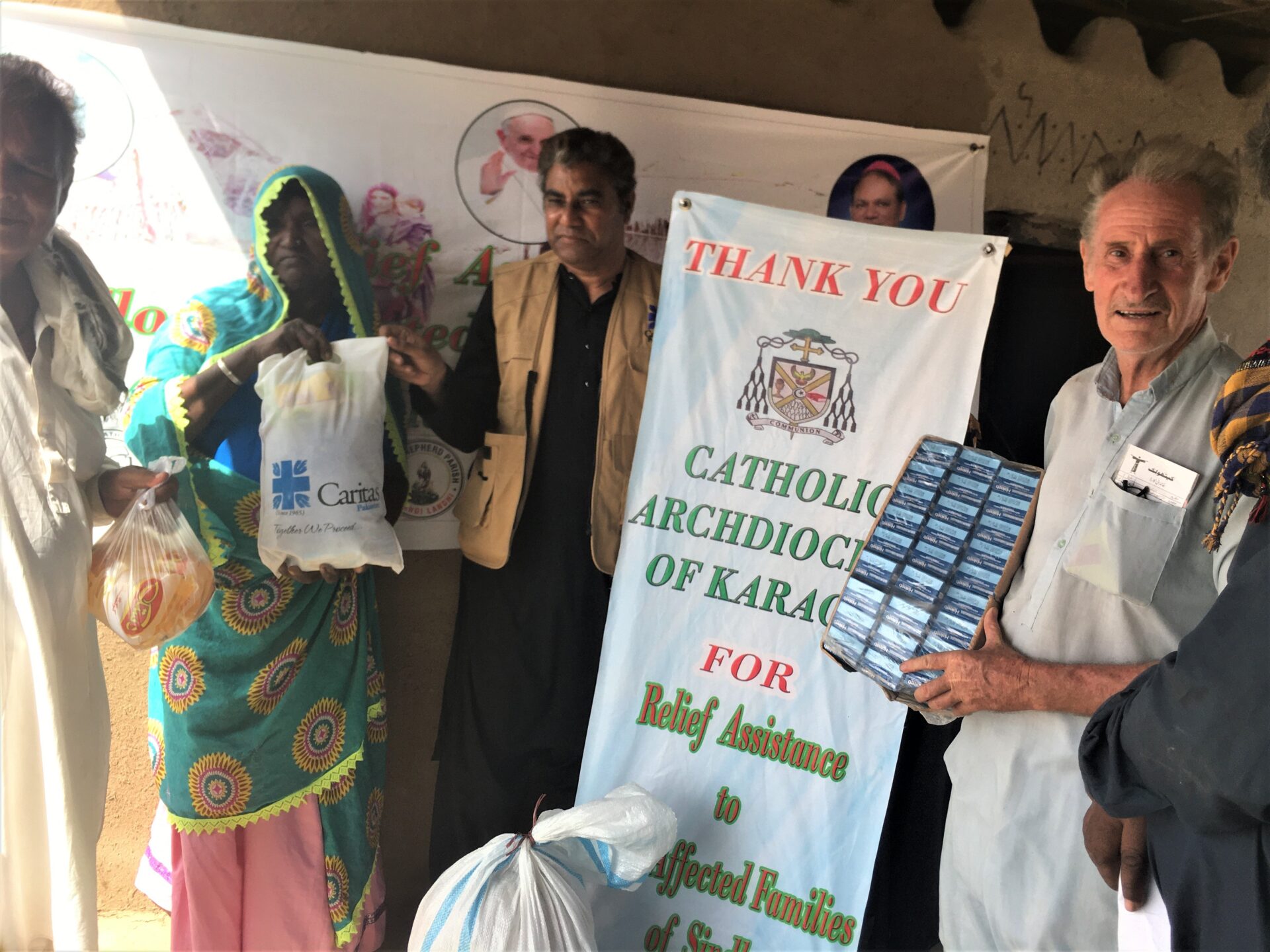 Pakistan food rations a "Godsend" to flood victims - Columban Missionaries