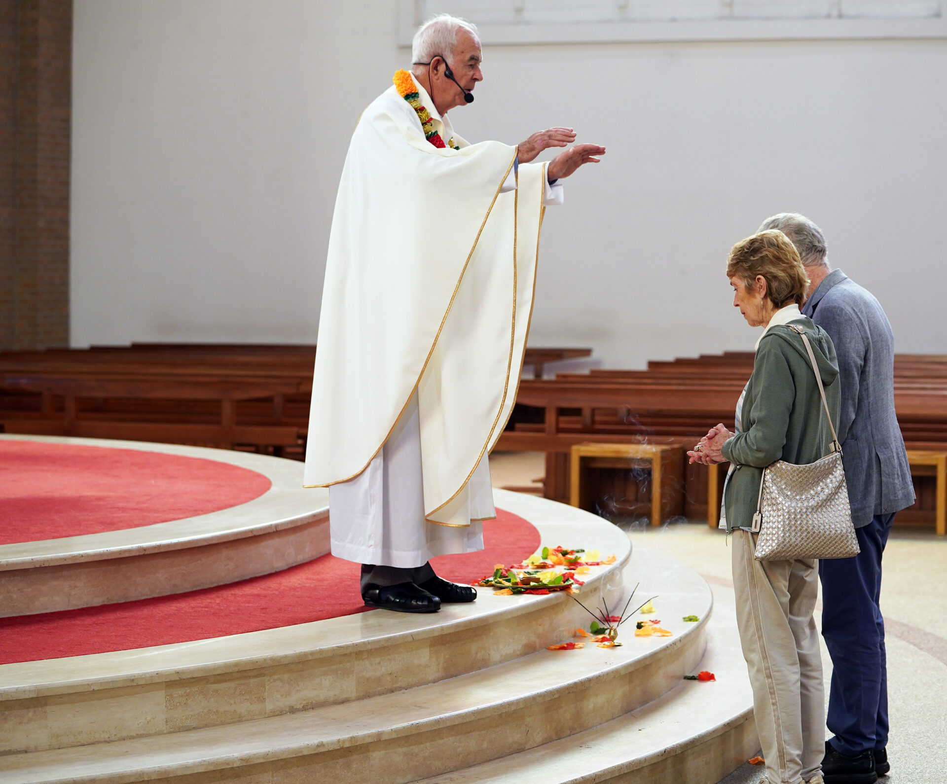 Fr Frank Hoare celebrates Jubilee Mass in Portlaoise - Columban ...